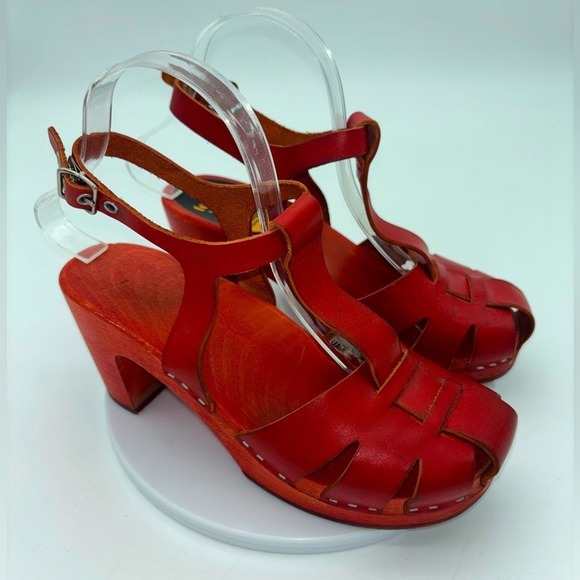 Swedish Hasbeens | Shoes | Swedish Hasbeens Toffel Red Clog Mule Mary ...